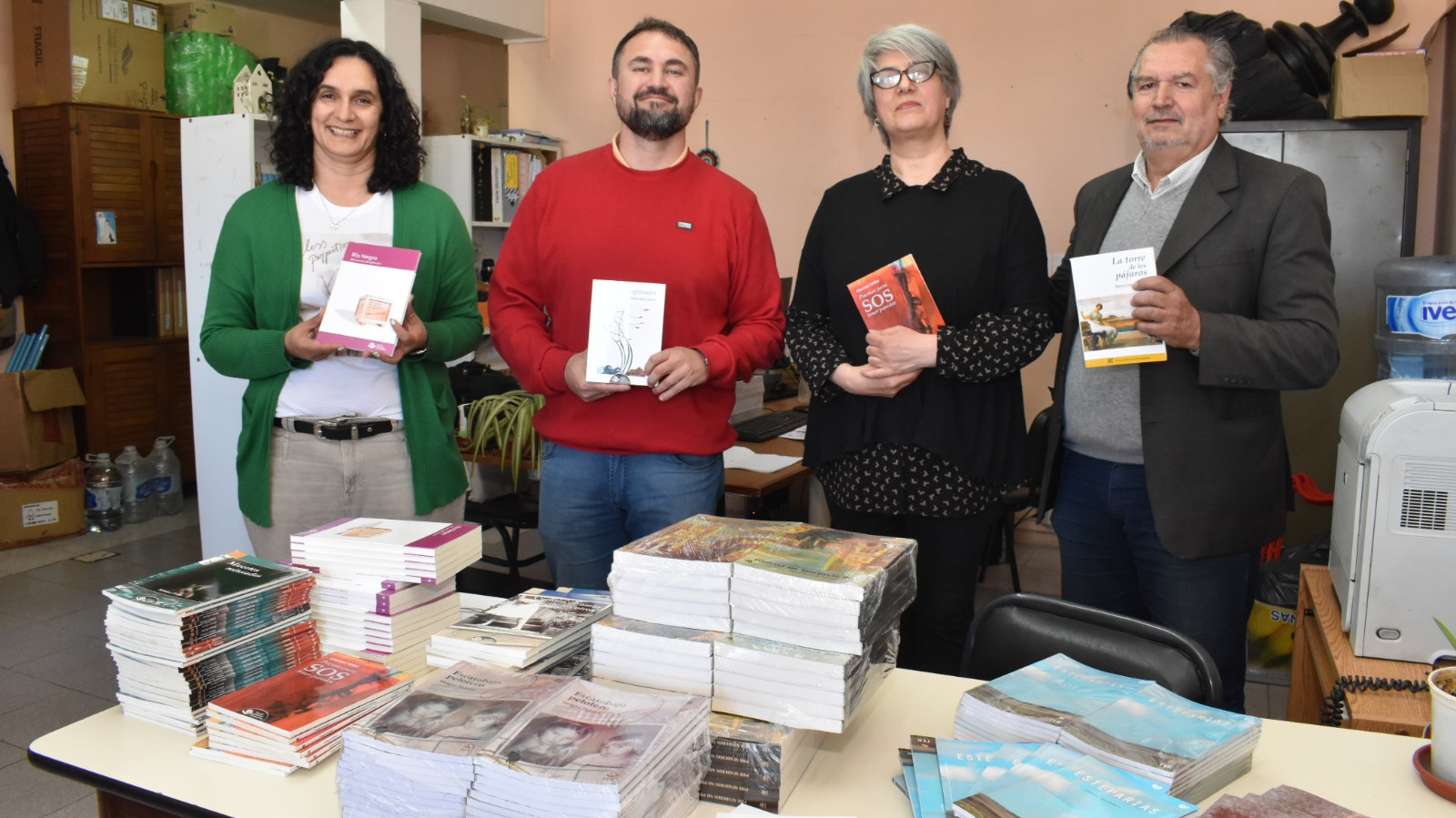 El FER entregó ejemplares de sus colecciones al Plan de Lecturas ...